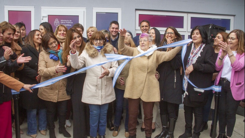 Quedó inaugurado el Centro Integral "Mujeres Centenarias' de Río Grande - Critica Sur