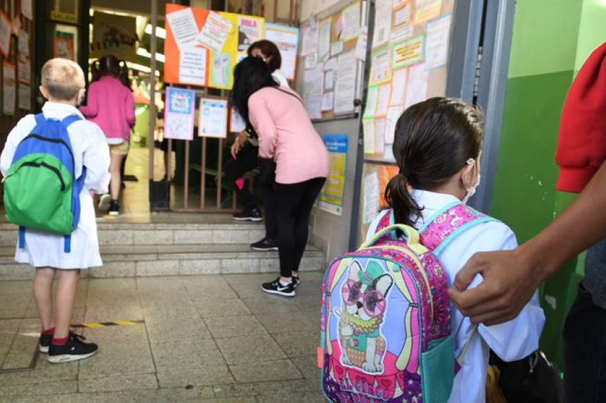 1 de cada 5 chicos no asiste a clases pese a que la presencialidad está ...