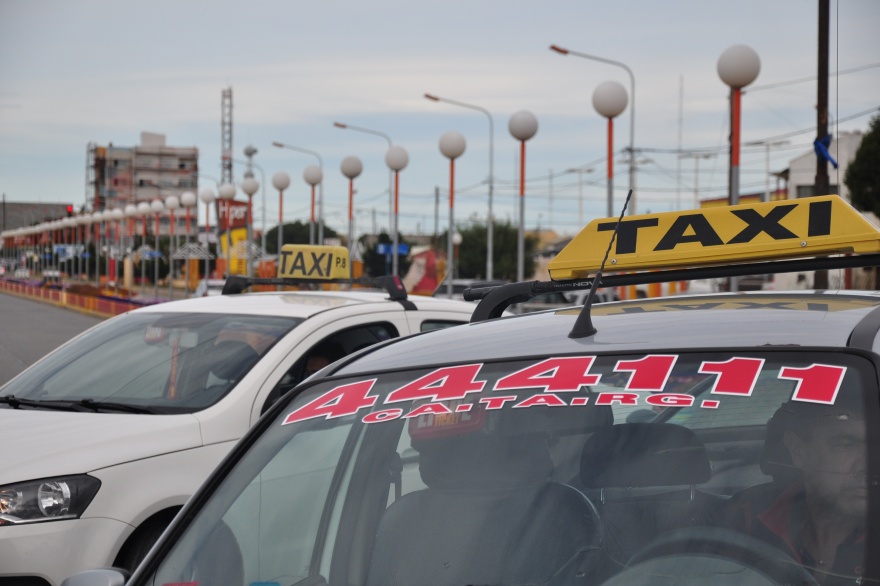 Proponen otorgar 60 nuevas licencias de taxis y remises para mejorar el ...